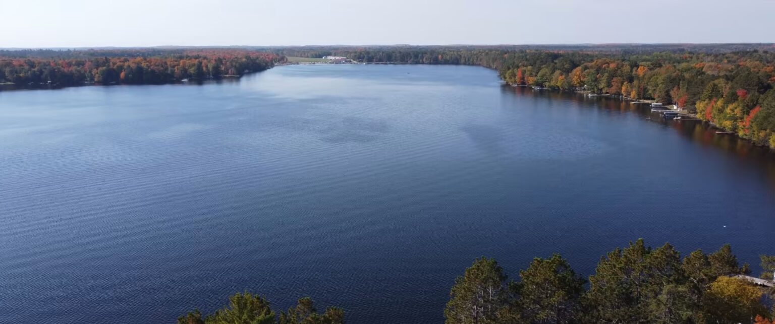 Three Lakes Community Information - Redman Realty Group